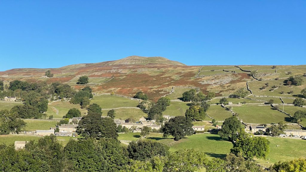 Discover Swale Trail: An Easy Adventure for All - StrandsView