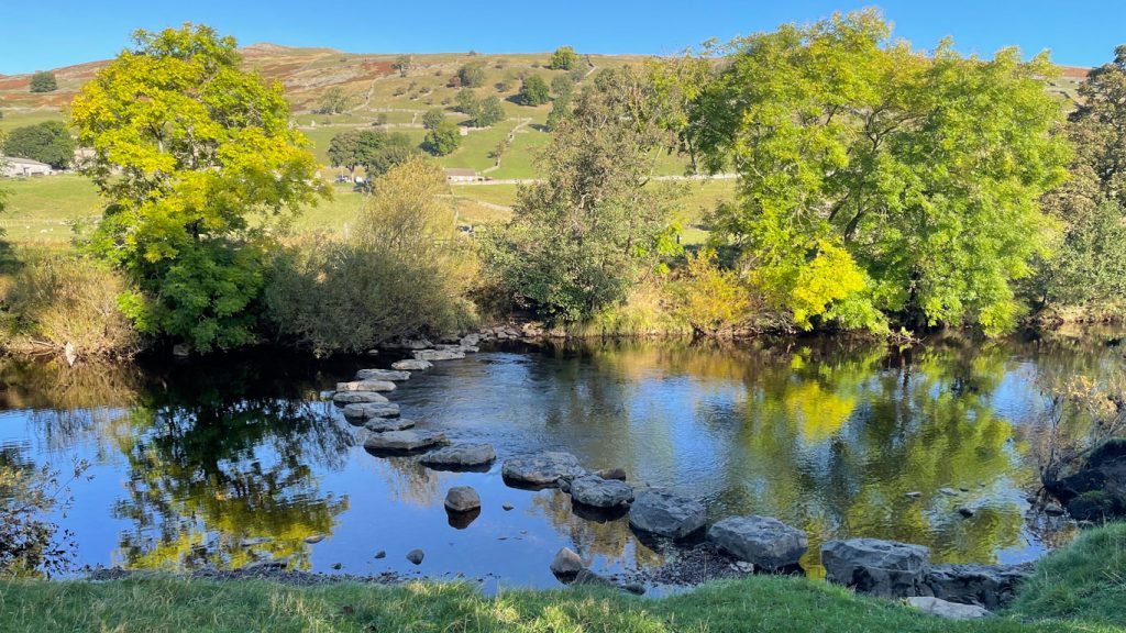 Discover Swale Trail: An Easy Adventure for All - StrandsView